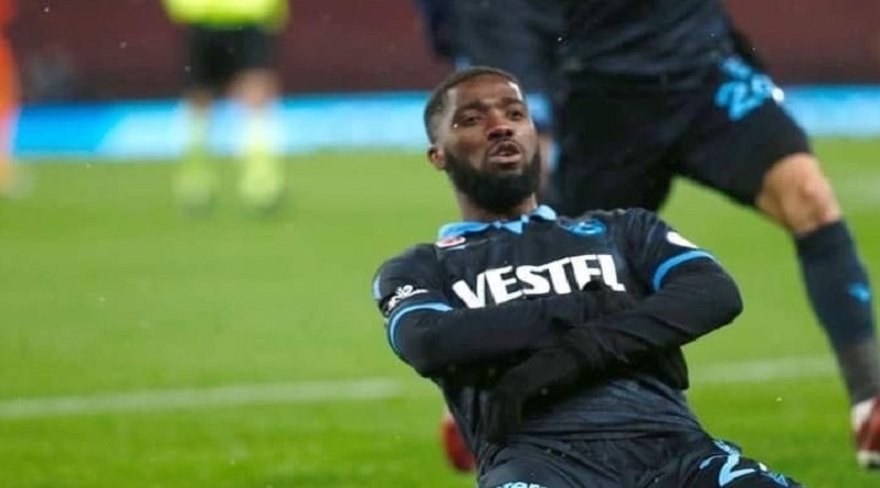 Djaniny marca e conquista Supertaça da Turquia - Djaniny marca e ...