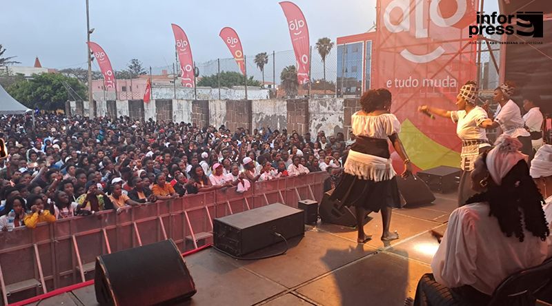 Cidade de Assomada/24 Anos: Aposta nos artistas residentes e naturais ...