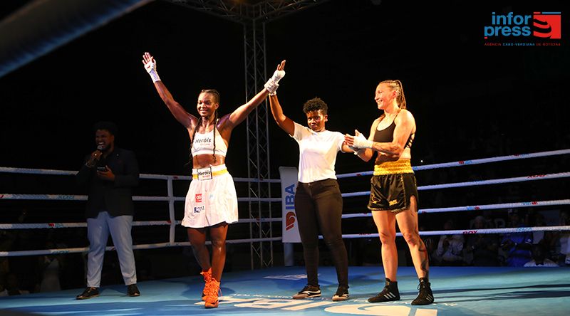 Boxe: Nancy Moreira brinda público da capital com vitória convincente diante de Lisova da ...